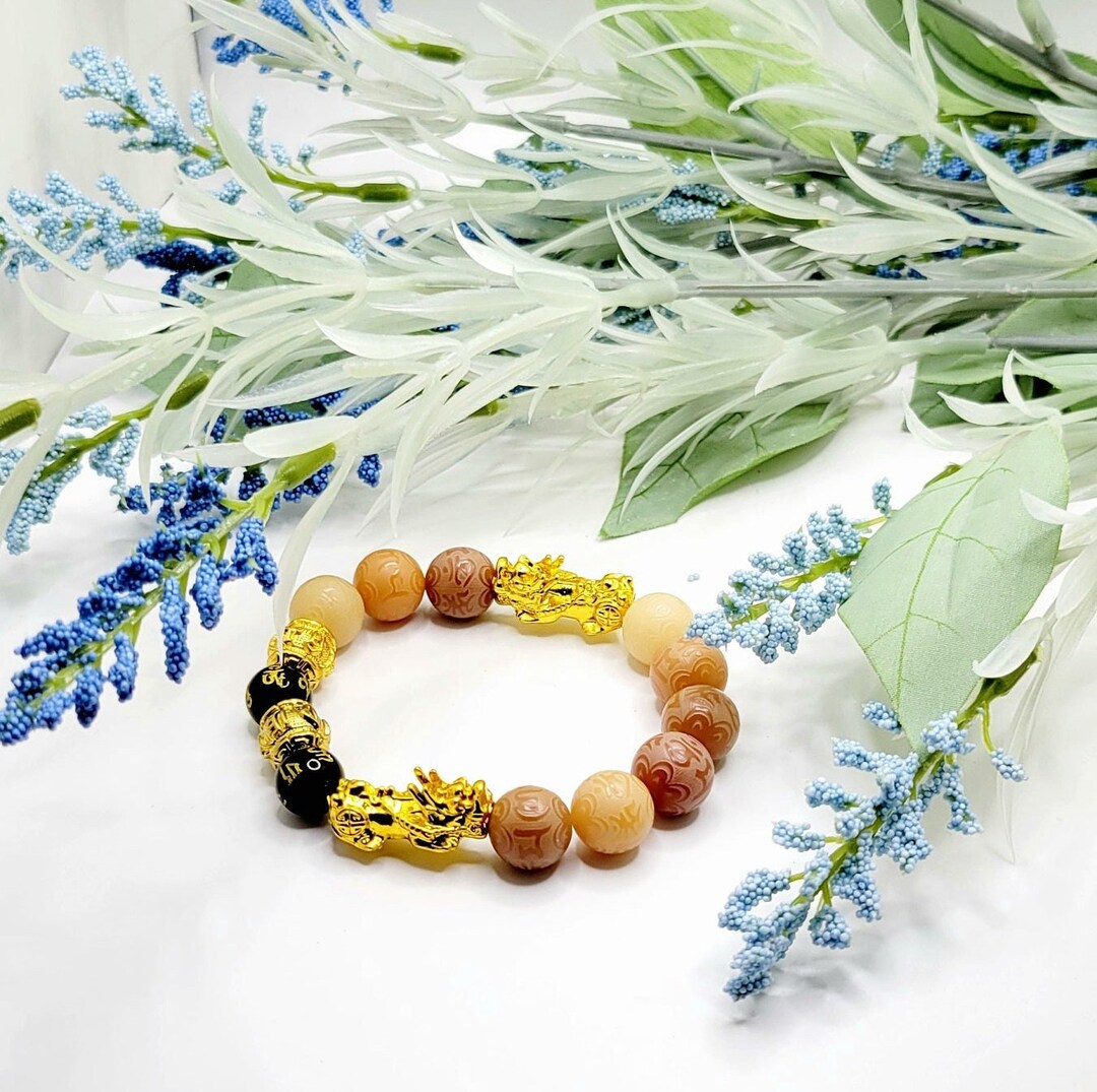 Brown Bodhi Root Etched Bead, Black Agate Etched Gold Six Letter Mantra ...