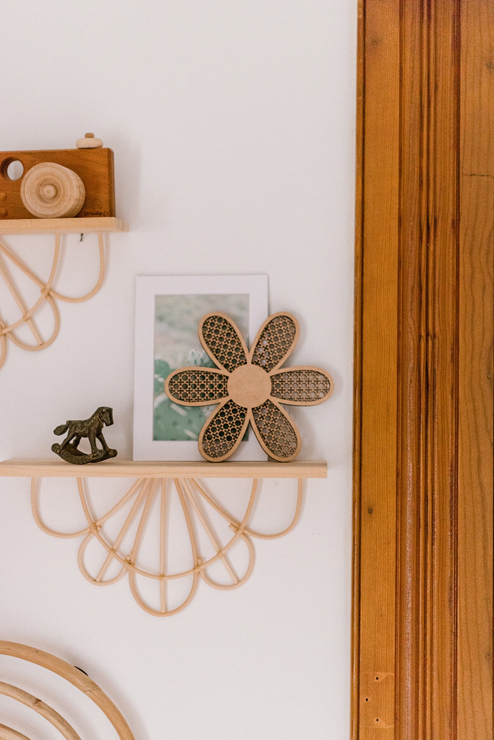 Rattan Wooden Daisies, Daisy Wall Decor, Daisy Nursery Decor, Nursery ...