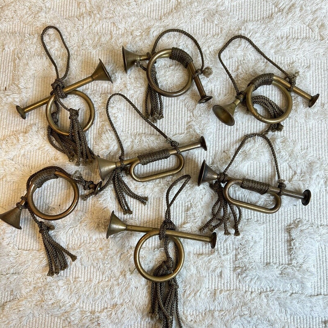 Lot of 7 Vintage BRASS HORNS French Hanging Christmas Holiday ORNAMENT ...