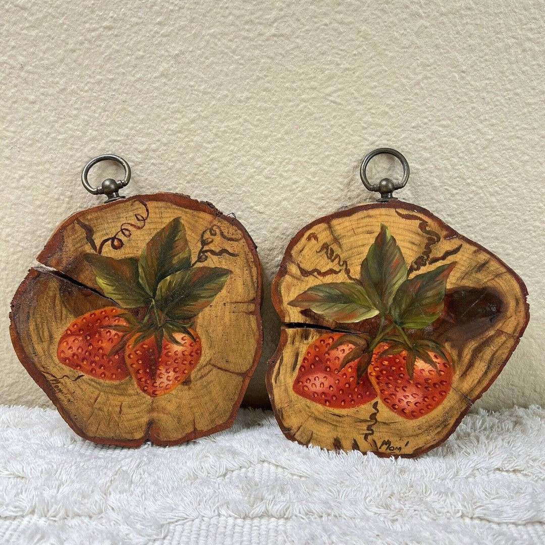Vintage Hand Painted Strawberry on Wood Slice Logs Kitschy - Etsy