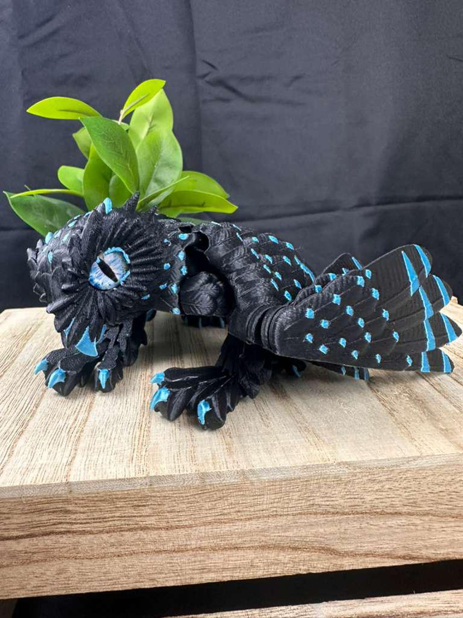 3D Printed Snow Gryphon - Articulating Claws and Wings - Custom Colors ...