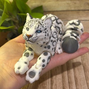 3D Printed Articulating Snow Leopards - Custom Sizing - Flexi Snow ...
