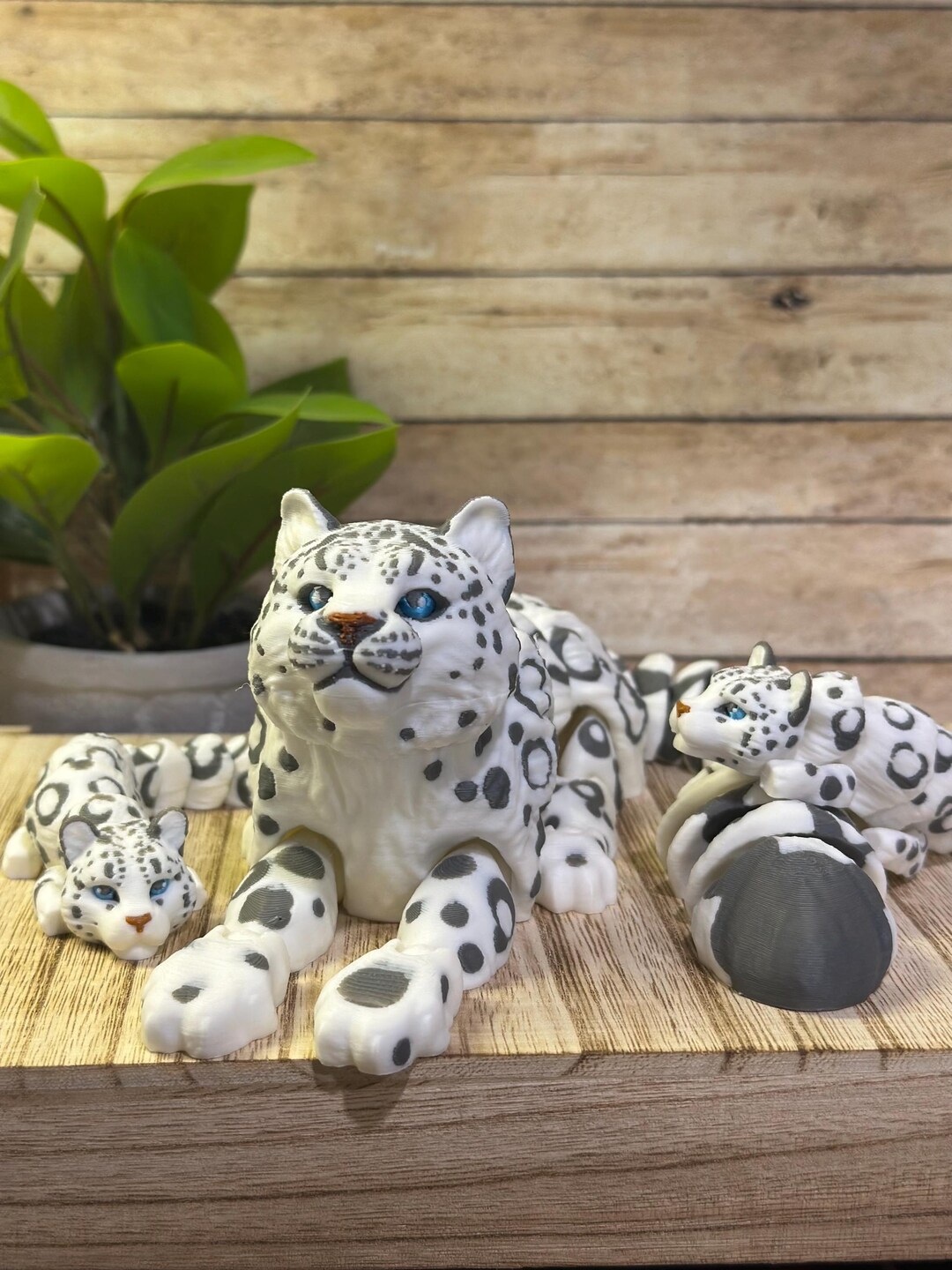3D Printed Articulating Snow Leopards - Custom Sizing - Flexi Snow ...