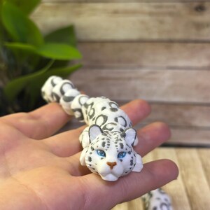 3D Printed Articulating Snow Leopards - Custom Sizing - Flexi Snow ...