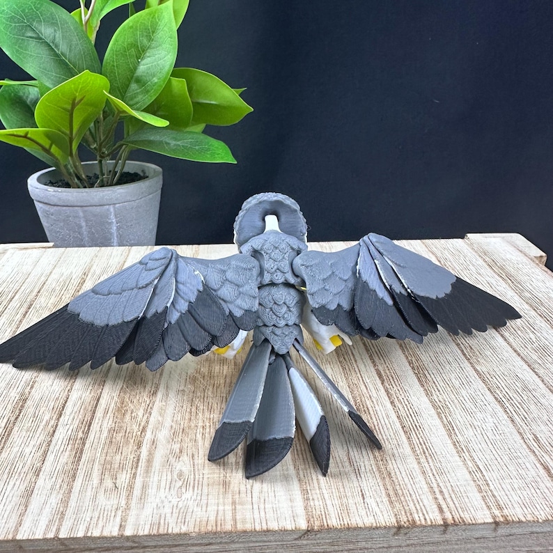 3D Printed Articulating Peregrine Falcon - Wings and Talons Articulate ...