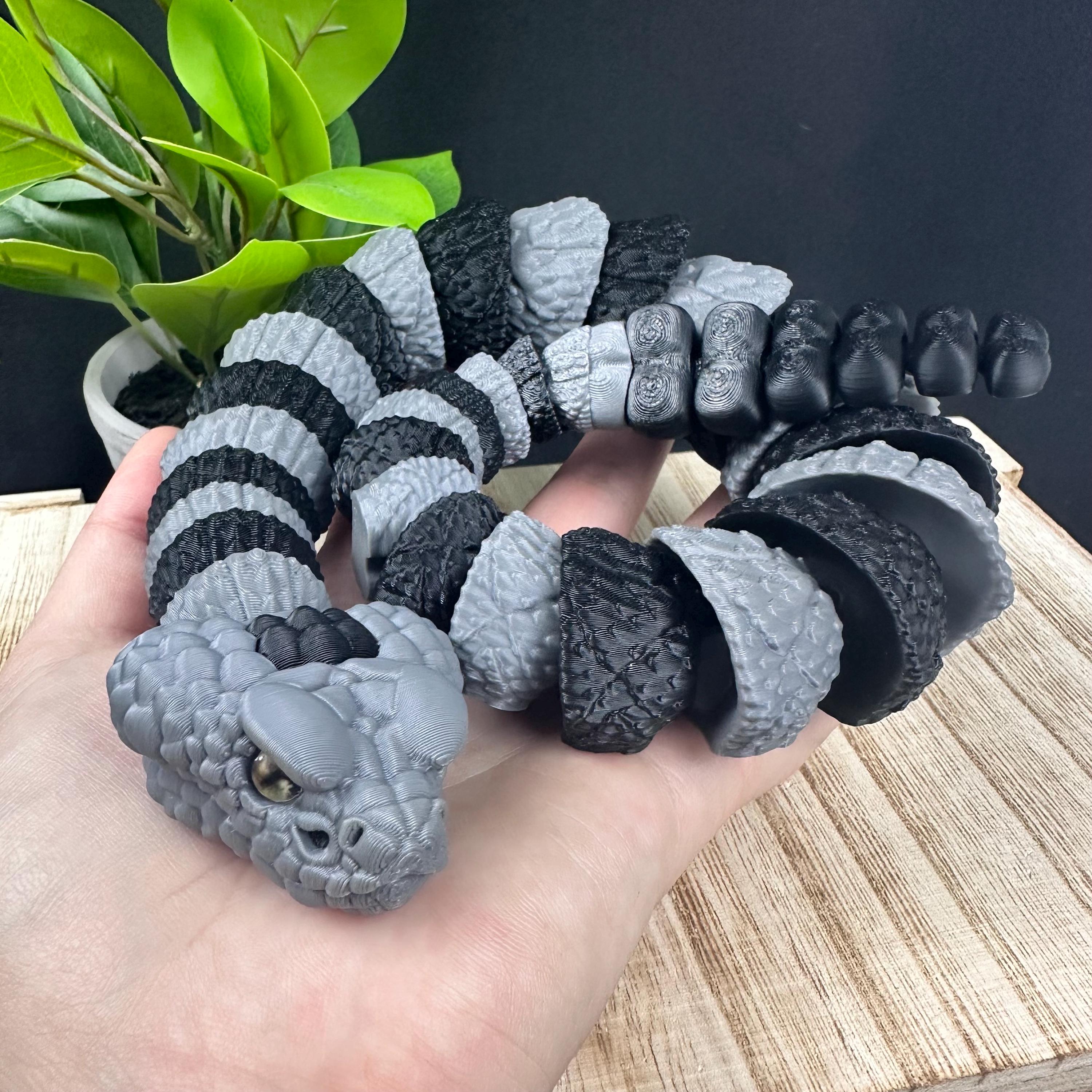Articulating 3D Printed Rattlesnake - Retractable Fangs - Working ...