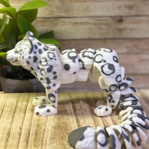 3D Printed Articulating Snow Leopards - Custom Sizing - Flexi Snow ...