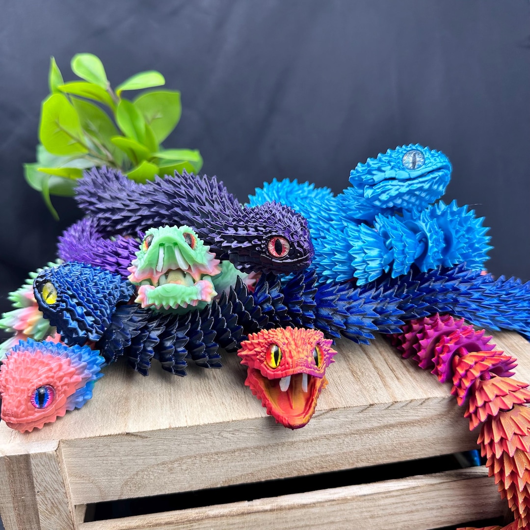 3D Printed Articulated Bush Viper - Retractable Fangs, Custom Colors ...