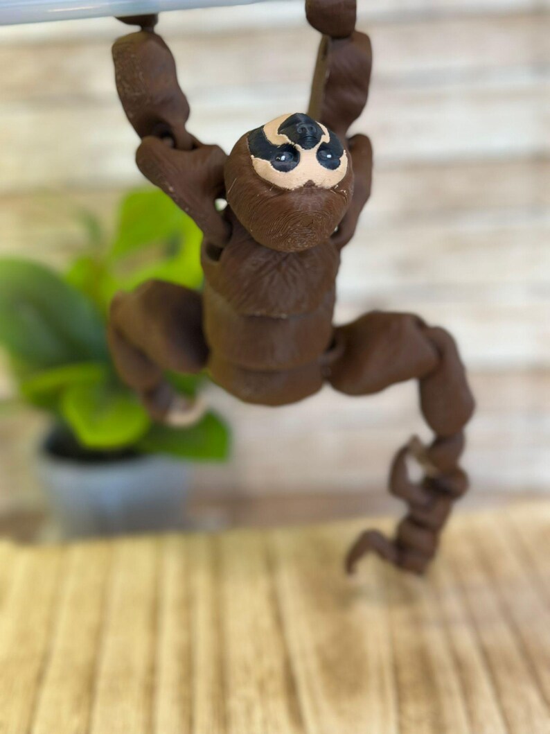 3D Printed Articulating Sloth - Posable Hanging Decor - Keychain Option ...