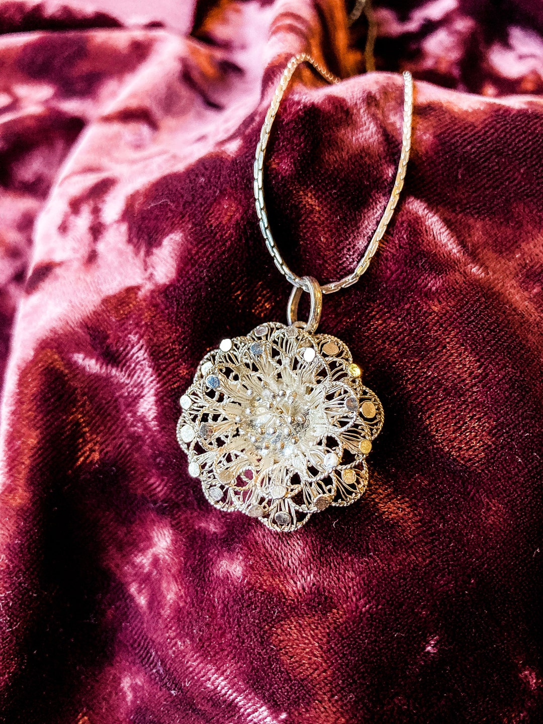 Vintage Filigree Necklace, Spun Silver, Flower Pendant and Chain ...
