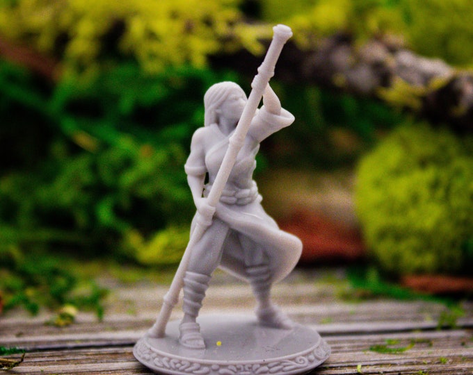 Human Female Monk Heroes and Npcs 32mm 28mm Miniatures for Tabletop ...