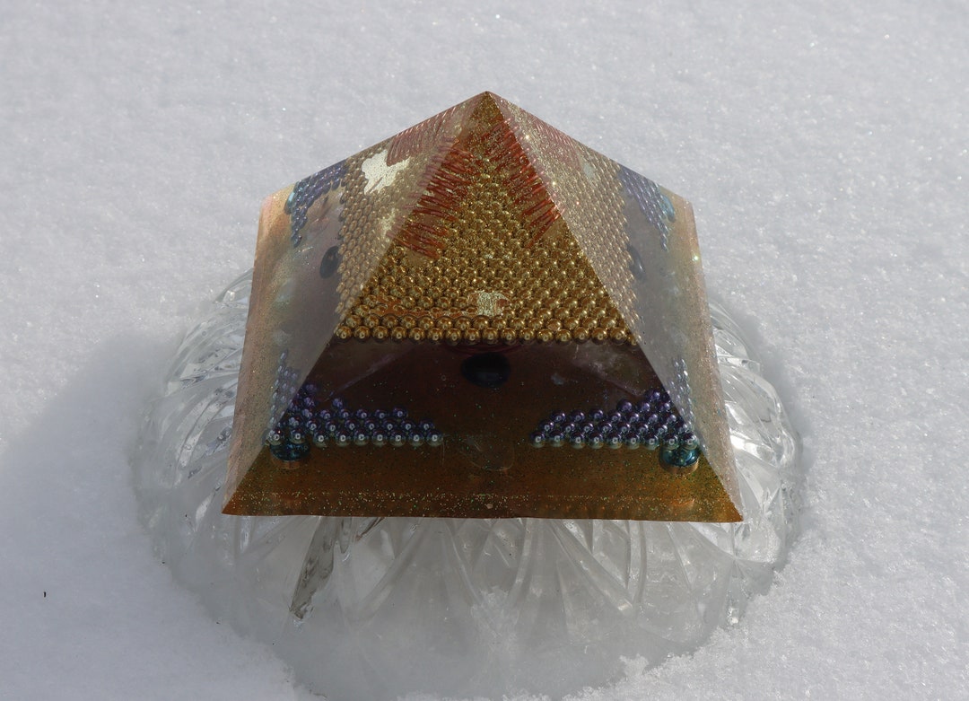 Orgone Pyramid of Giza, 130mm Base. Balances and Strengthens Energetic ...