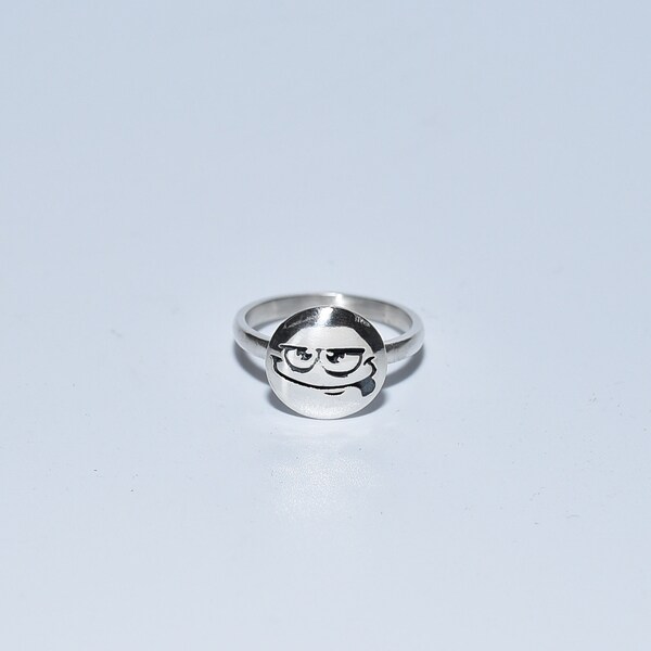 Smiley Face Ring - Etsy
