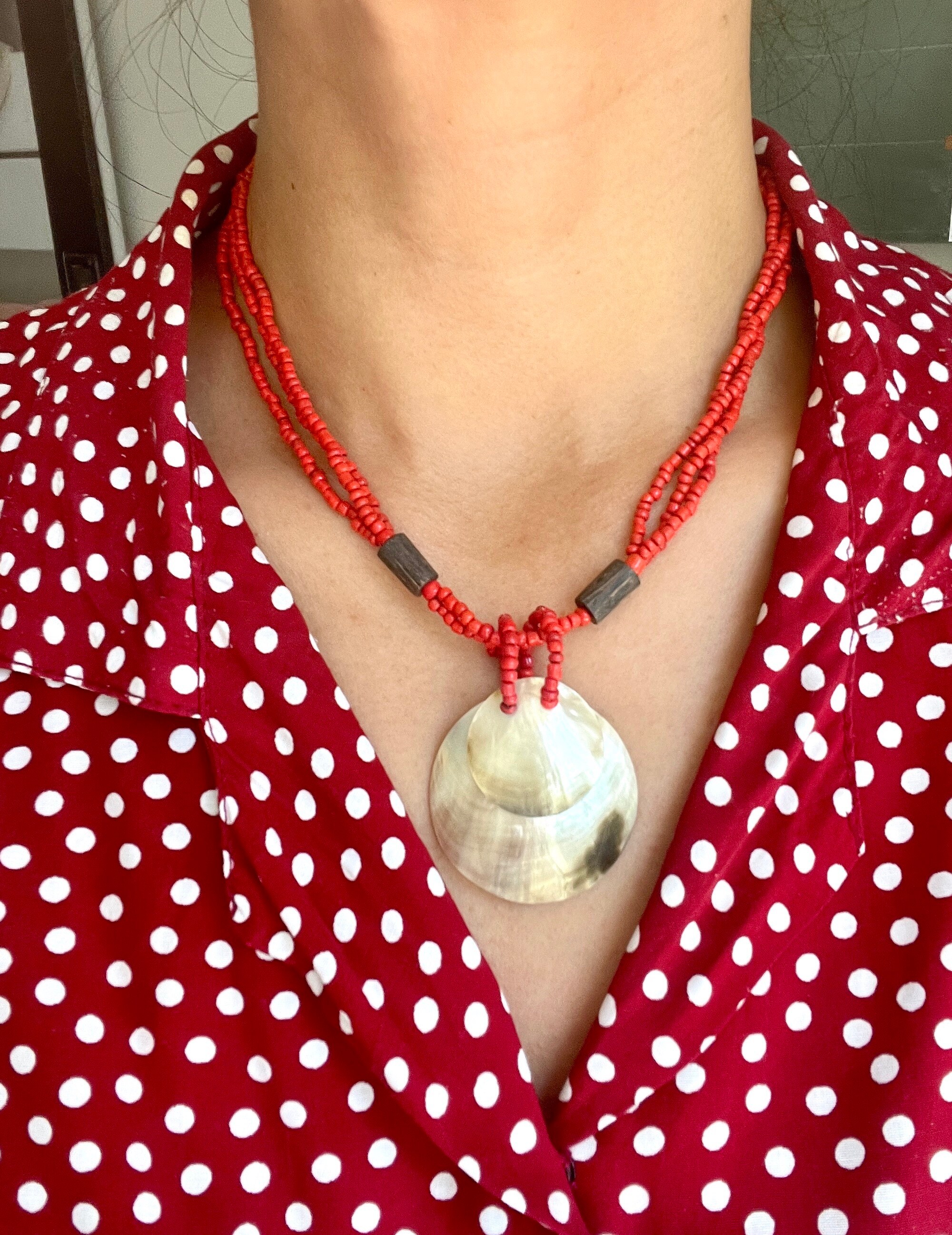 Vintage 1970s Bohemian Handmade Shell Necklace Red Seed Beads - Etsy