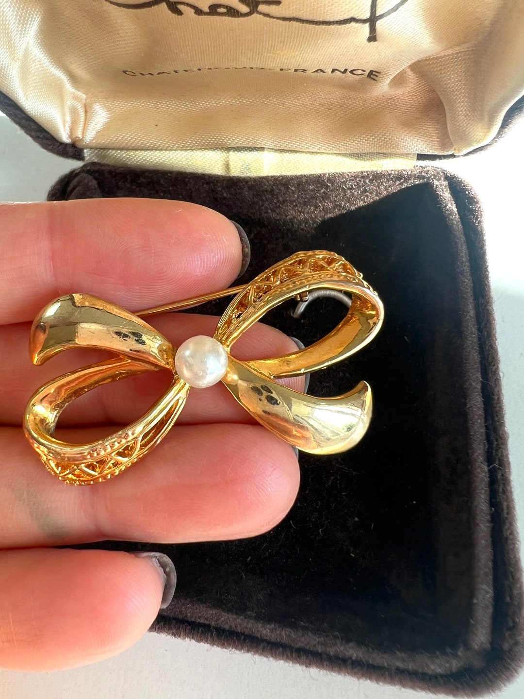 Vintage French Gold Bow Tie Ribbon Brooch With Pearl Signed BB Golden ...