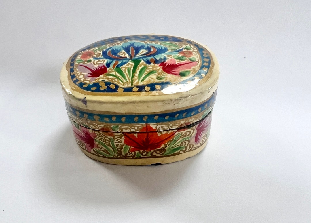 Vintage Kashmiri Paper Mache Lacquer Oval Trinket Jewelry Box With Lid ...
