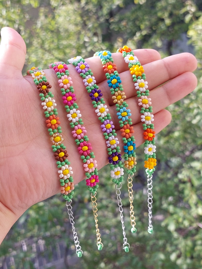 Handmade Daisy Chain Bracelets, Big Size Daisy Flower Bracelet, Beaded ...