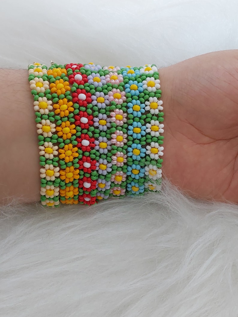 Daisy Flower Bracelet Handmade Daisy Bracelets Large Beaded - Etsy