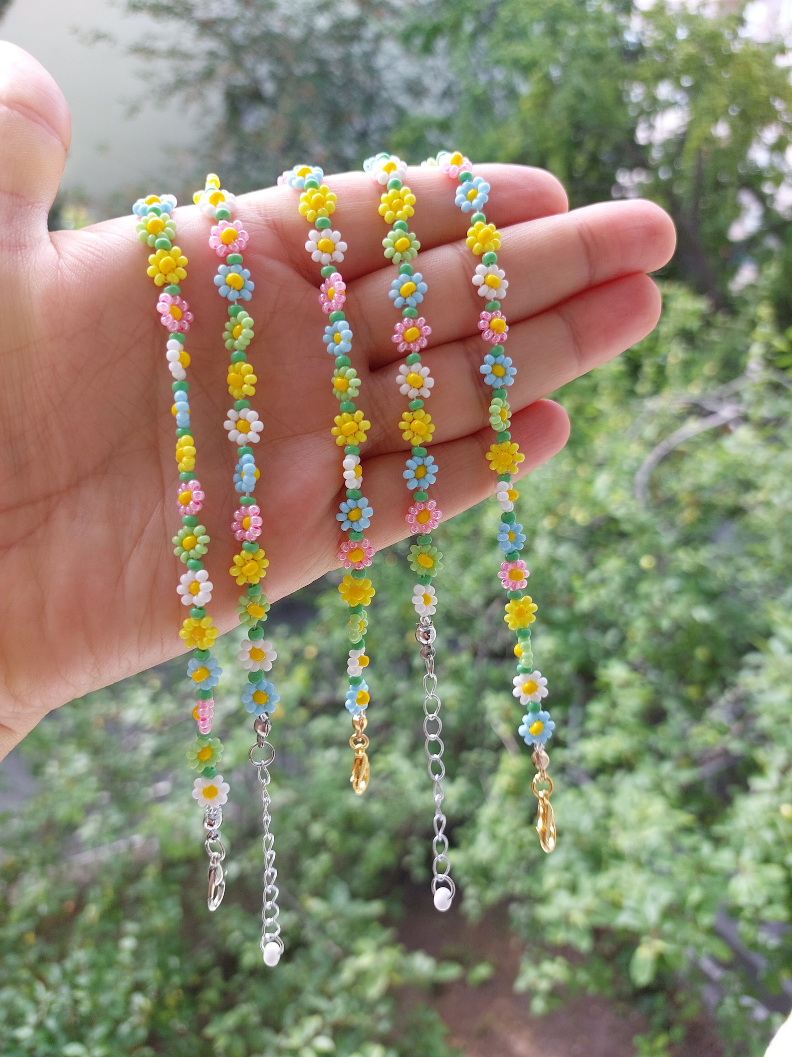 Seed Bead Flower Chain, Handmade Daisy Bracelet - Etsy