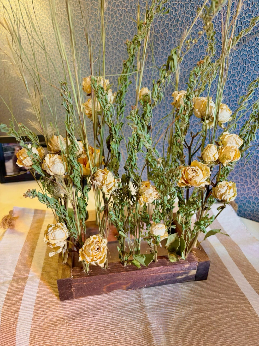 Dried Herb Tablescape Centerpiece Bar Frog Dried Flower Bar, Garden ...