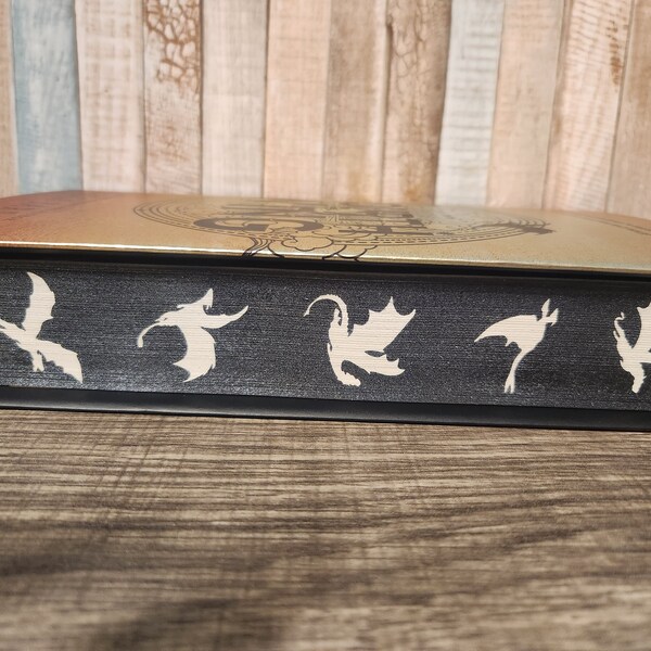 Fourth Wing First Edition - Etsy