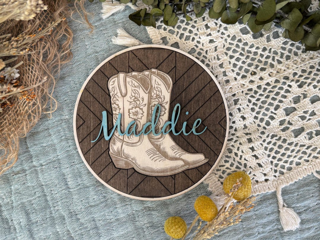 Custom Name Sign | Western Nursery Decor | Cowgirl or Cowboy Boot - Etsy
