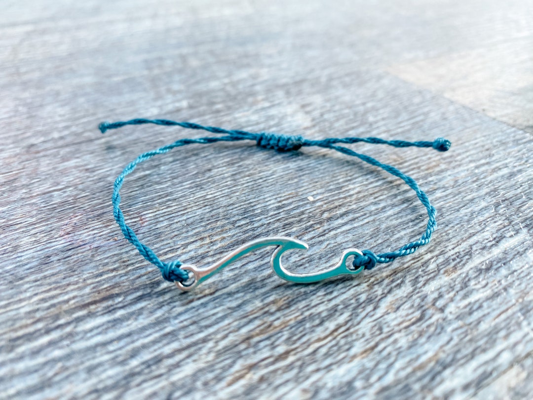 Minimalist Wave Bracelet - Etsy