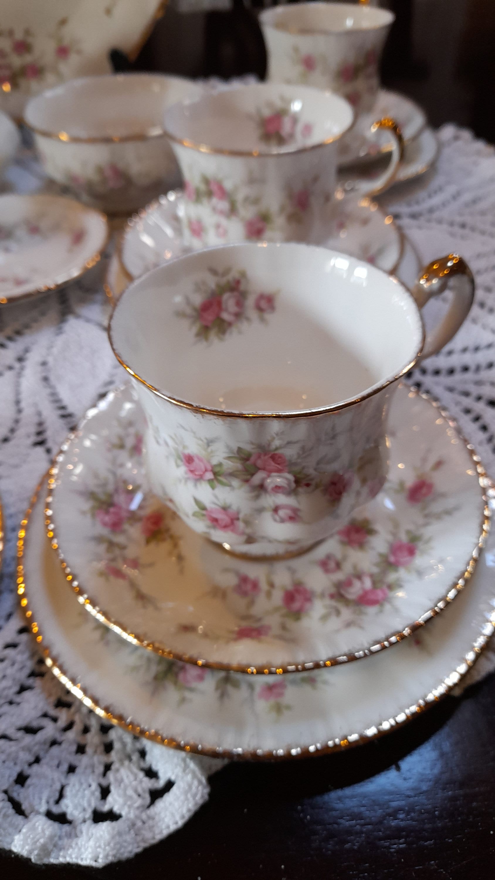 Royal Albert Paragon Victorian Rose Tea Set - Etsy