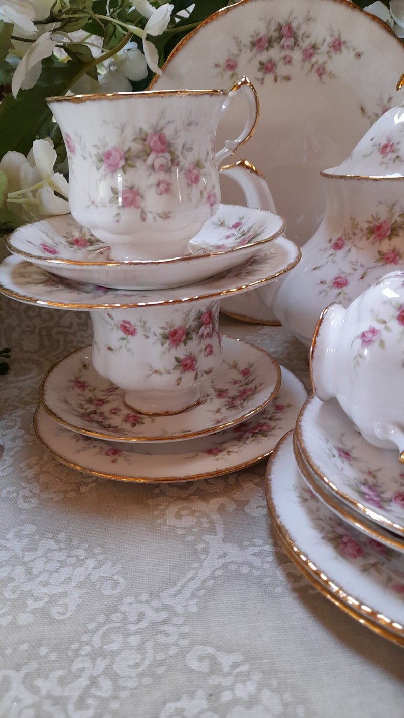 Royal Albert/paragon Victorian Rose Tea Set - Etsy