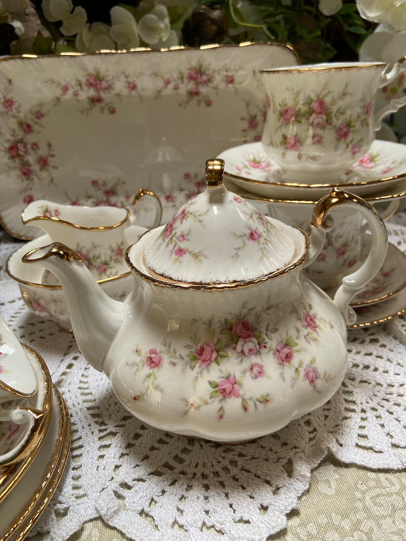 Royal Albert/ Paragon Tea Set - Etsy
