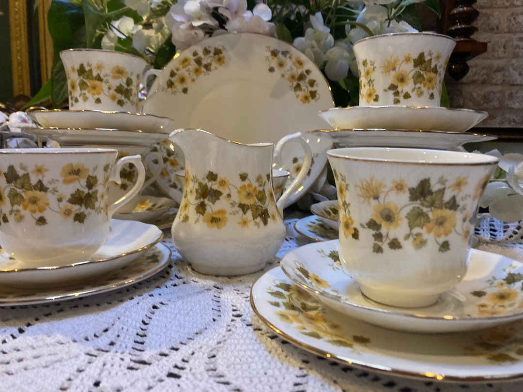 Vintage Queen Anne Tea Set - Etsy
