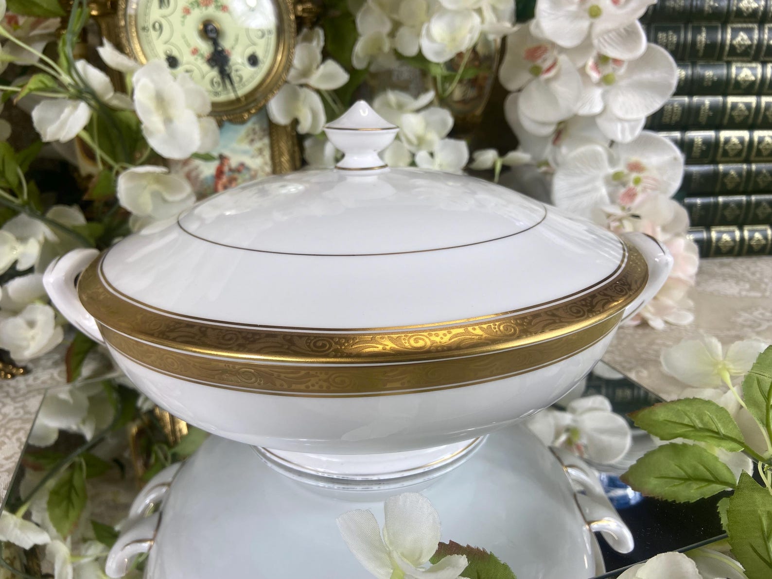 Royal Worcester Davenham Tureen - Etsy