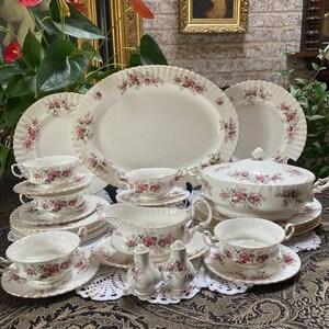 Royal Albert lavender Rose Dinner Set - Etsy
