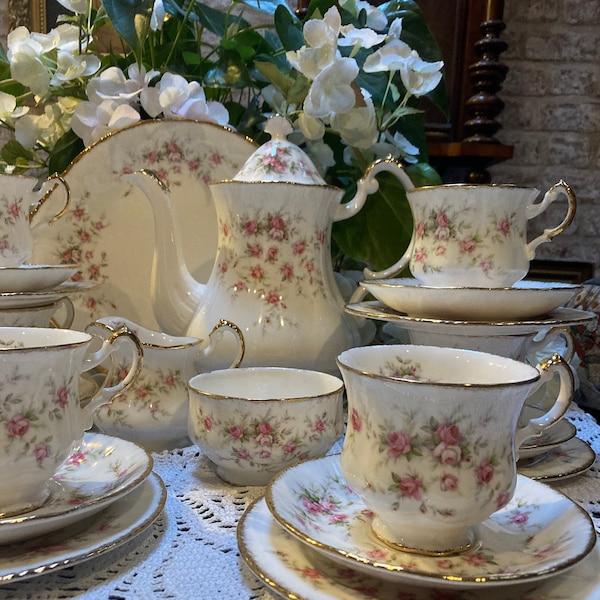 English Tea Set - Etsy Australia