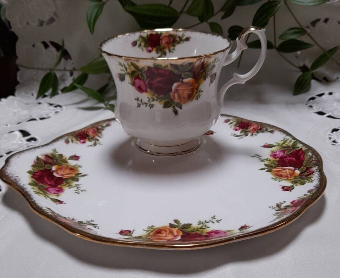 Royal Albert "country Roses " Cup With Plate - Etsy