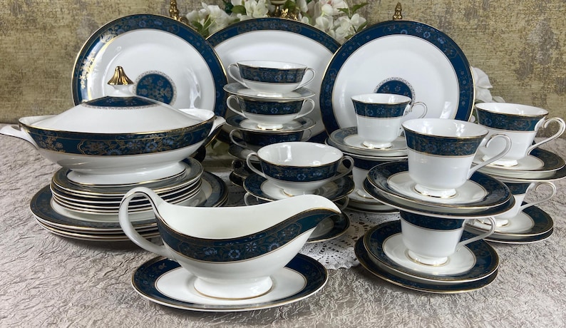 Royal Doulton Carlyle Dinner Set - Etsy