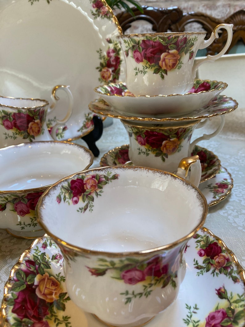 Royal Albert “old Country Roses” Tea Set - Etsy