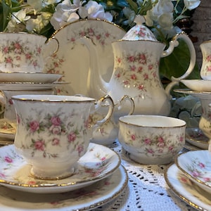Royal Albert/paragon Victorian Rose Tea Set - Etsy