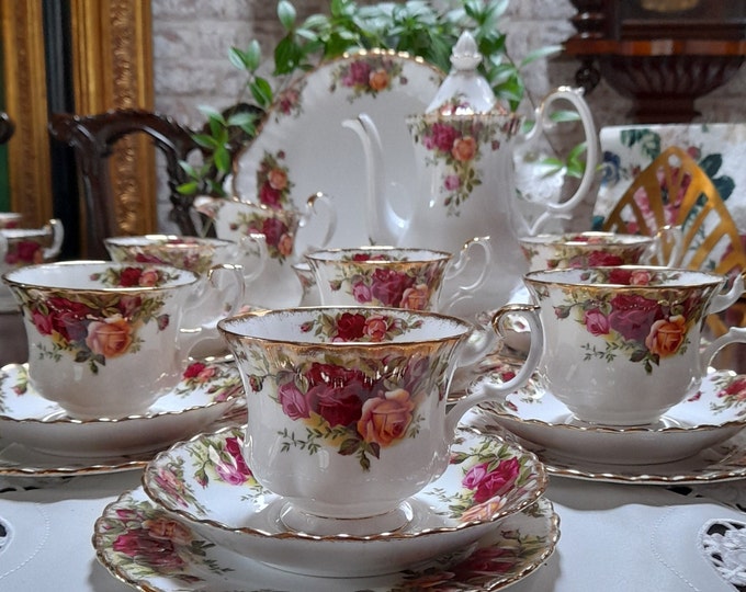 Royal Albert “old Country Roses” Tea Set - Etsy Canada