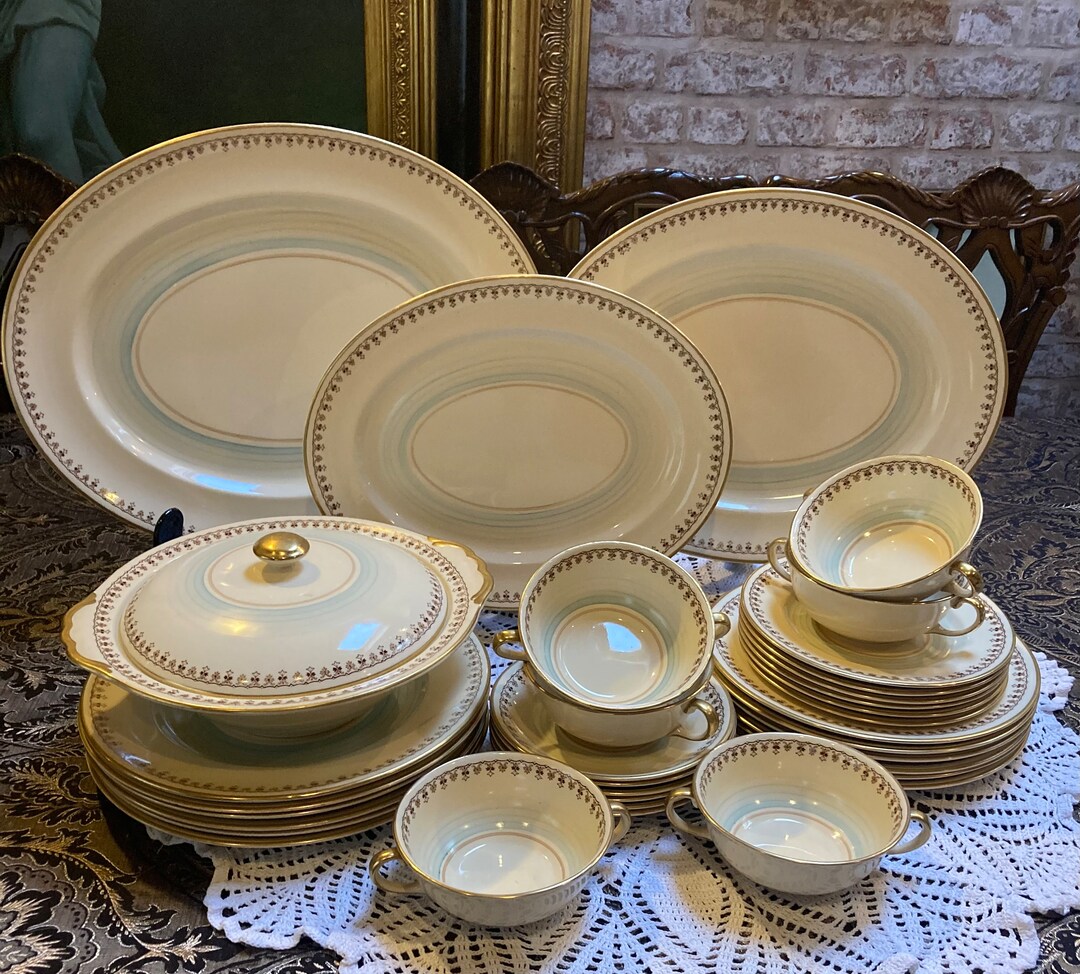 Vintage Gray’s Pottery Dinner Set - Etsy