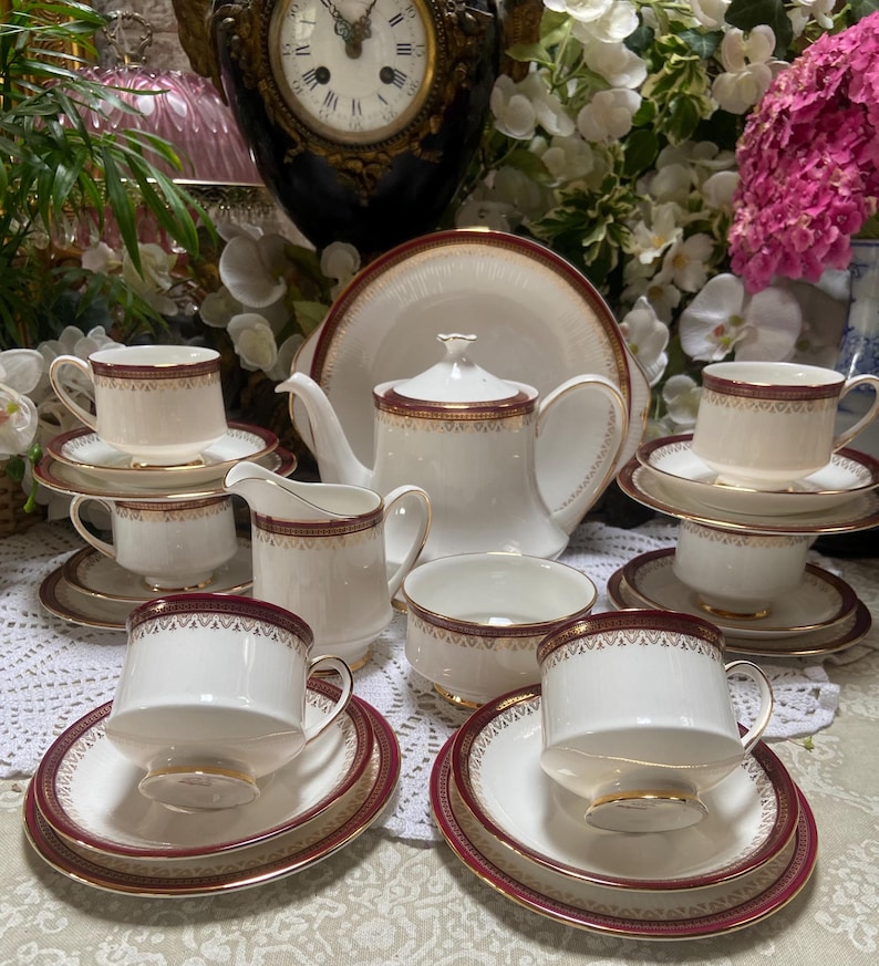 Royal Albert/ Paragon Holyrood Tea Set - Etsy