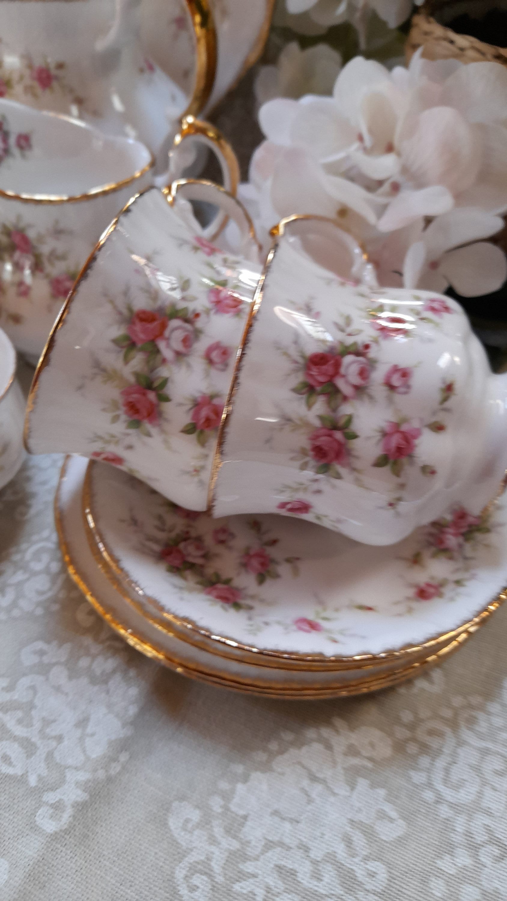 Royal Albert/paragon Victorian Rose Tea Set - Etsy