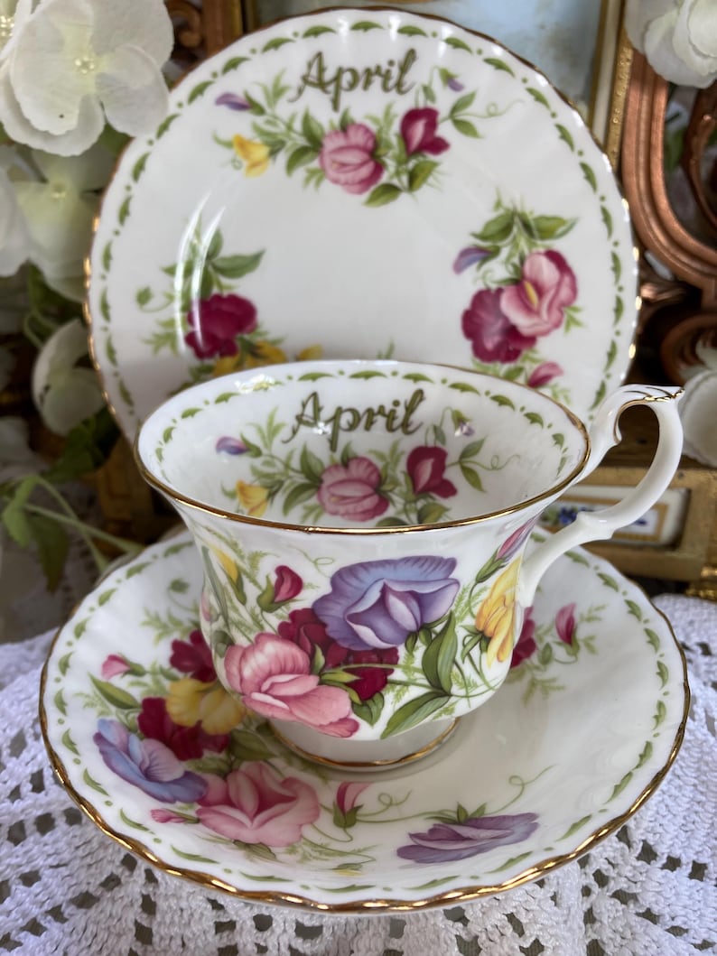 Royal Albert Flowers of the Month Series "april" - Etsy