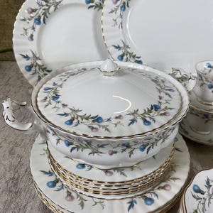 Vintage Royal Albert Brigadon Dinner Set - Etsy