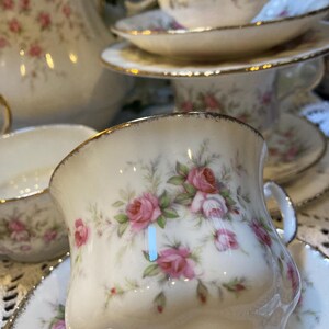 Royal Albert/paragon Victorian Rose Tea Set - Etsy