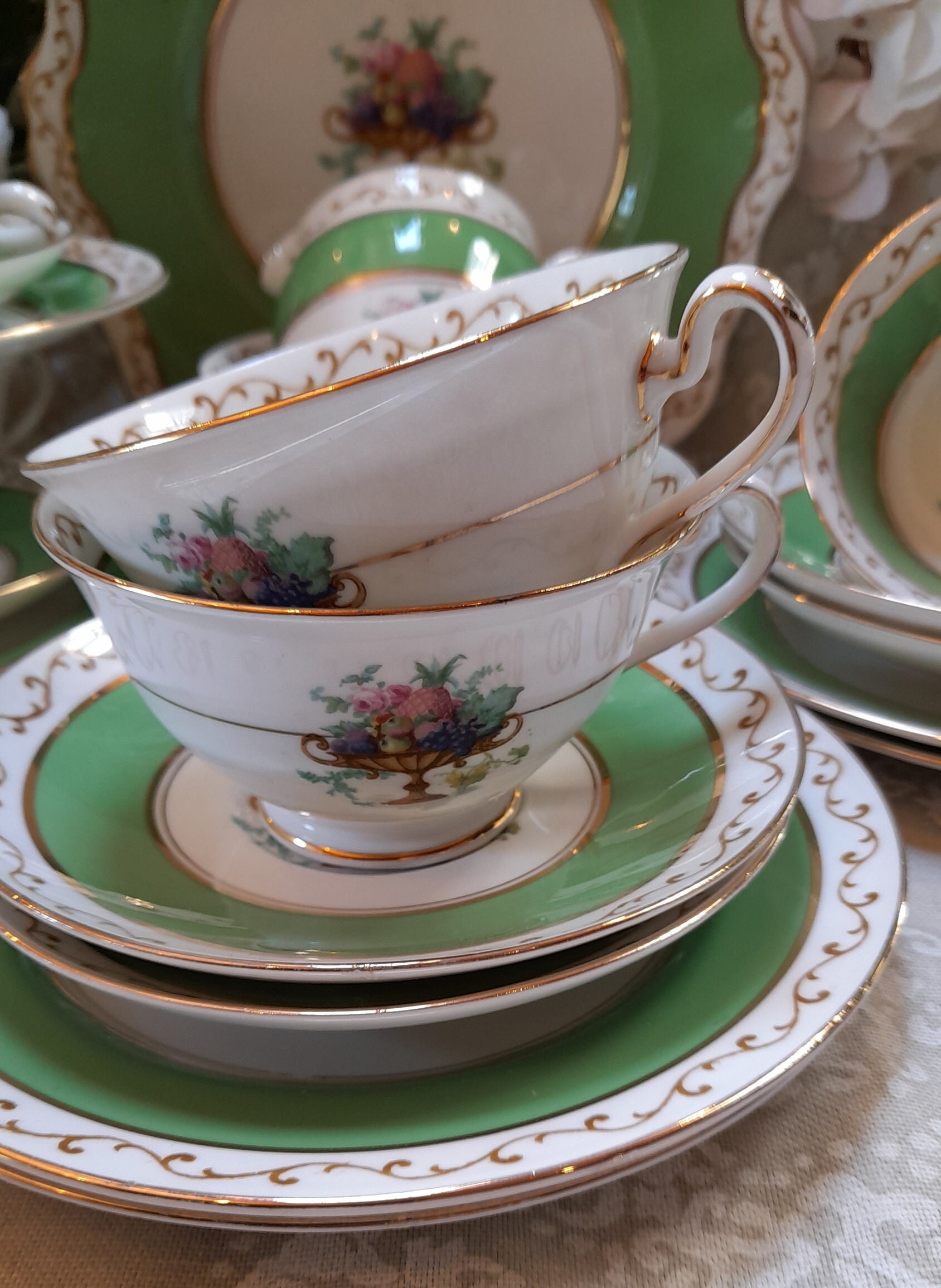 An Antique Foley Tea Set - Etsy UK