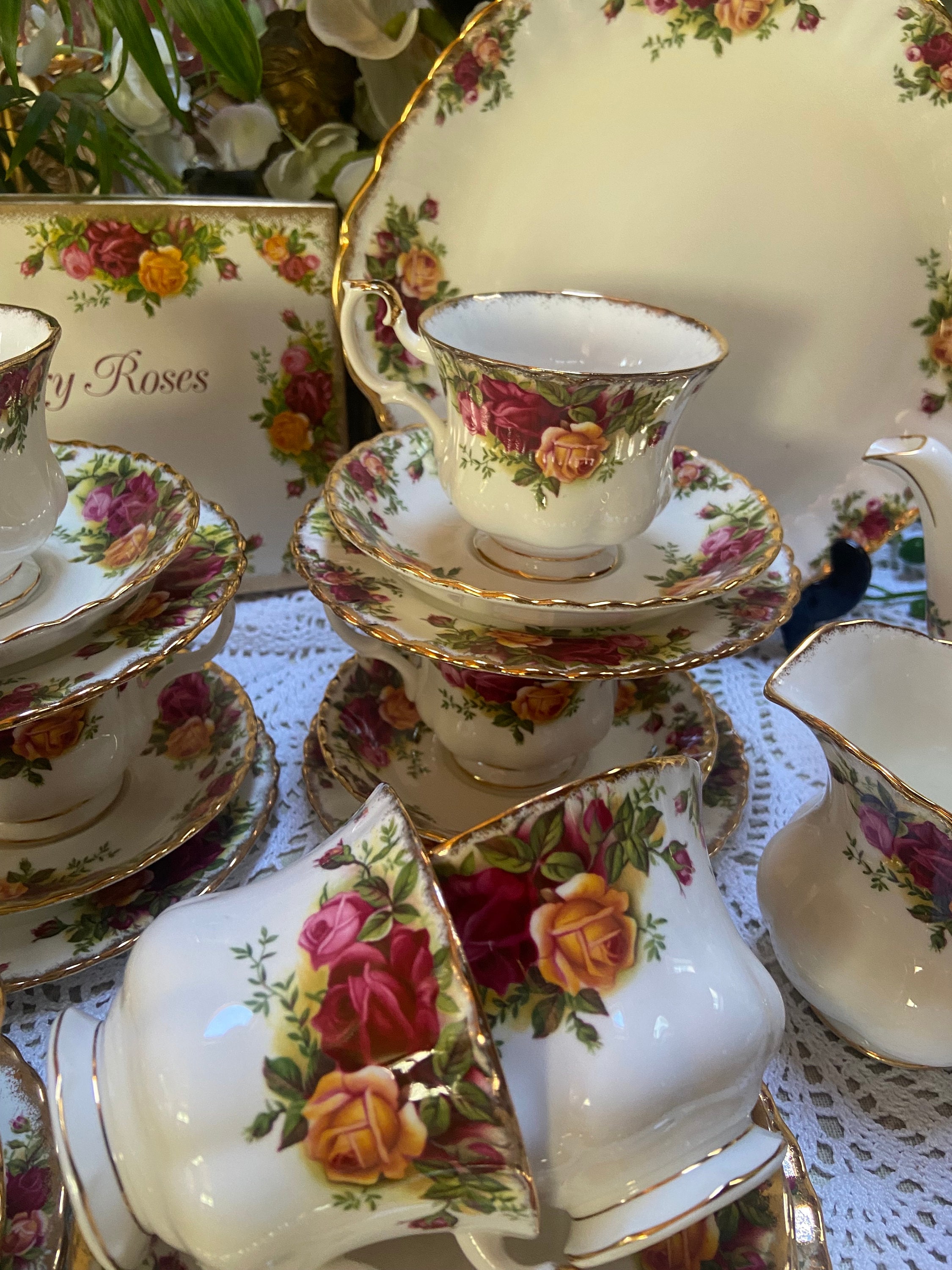 Royal Albert “old Country Roses “ Tea Set - Etsy
