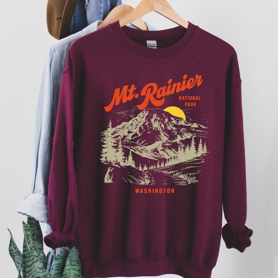 Vintage Mt. Rainier Sweatshirt, PNW Souvenir, Crewneck for Outdoor ...