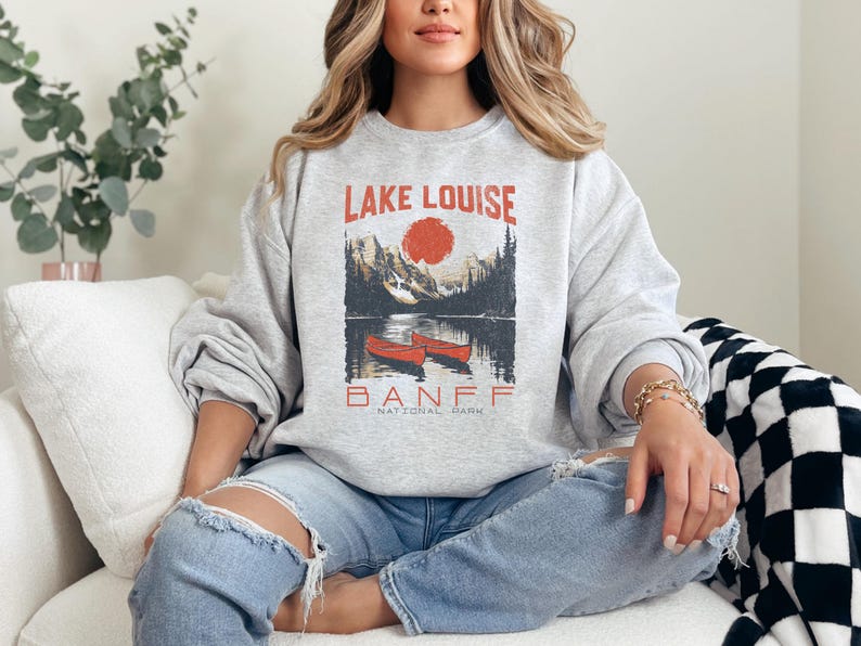 Vintage Lake Louise Banff National Park Sweatshirt Cozy Canadian ...