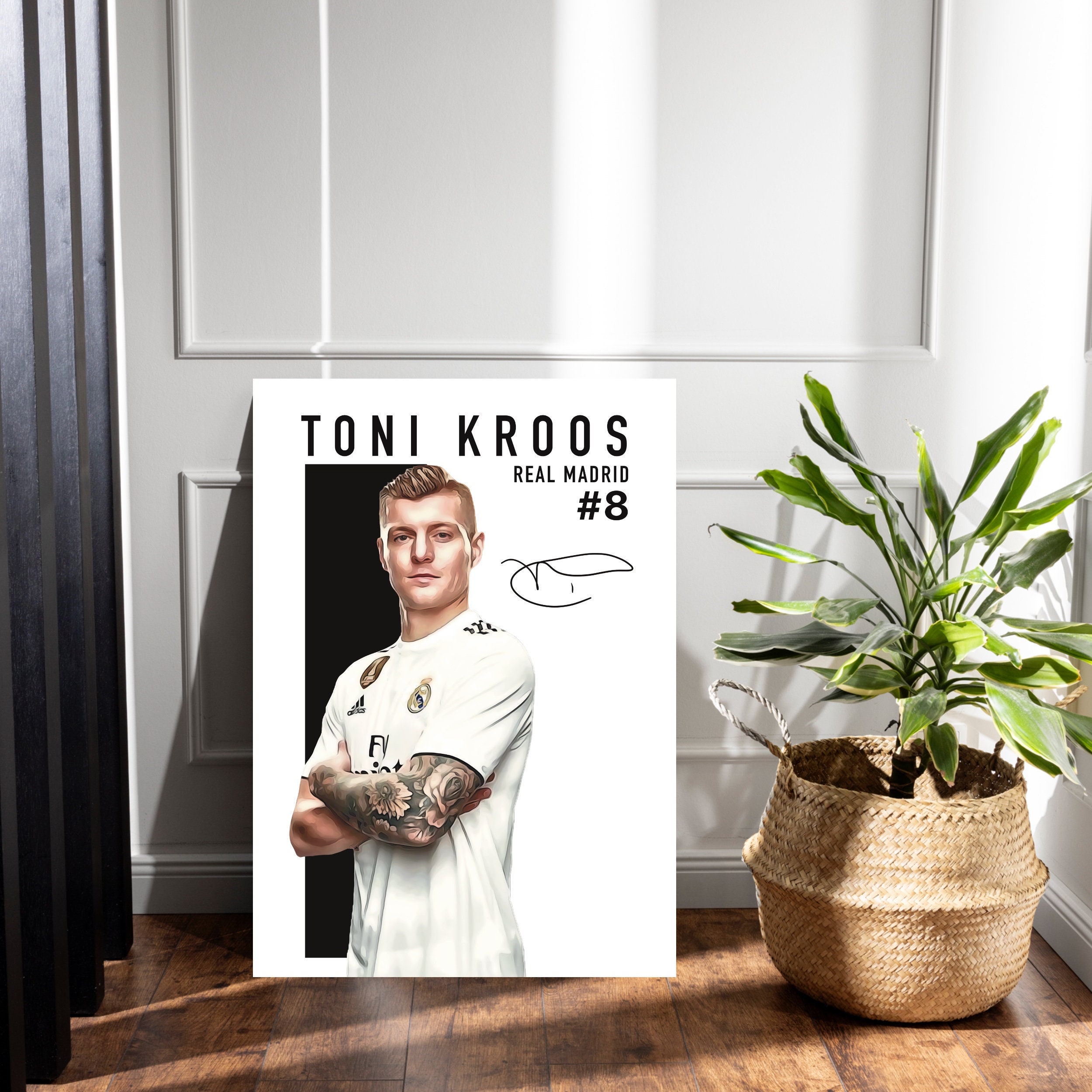 Toni Kroos Real Madrid Portrait 2024 Artwork Gift Idea Printed ...